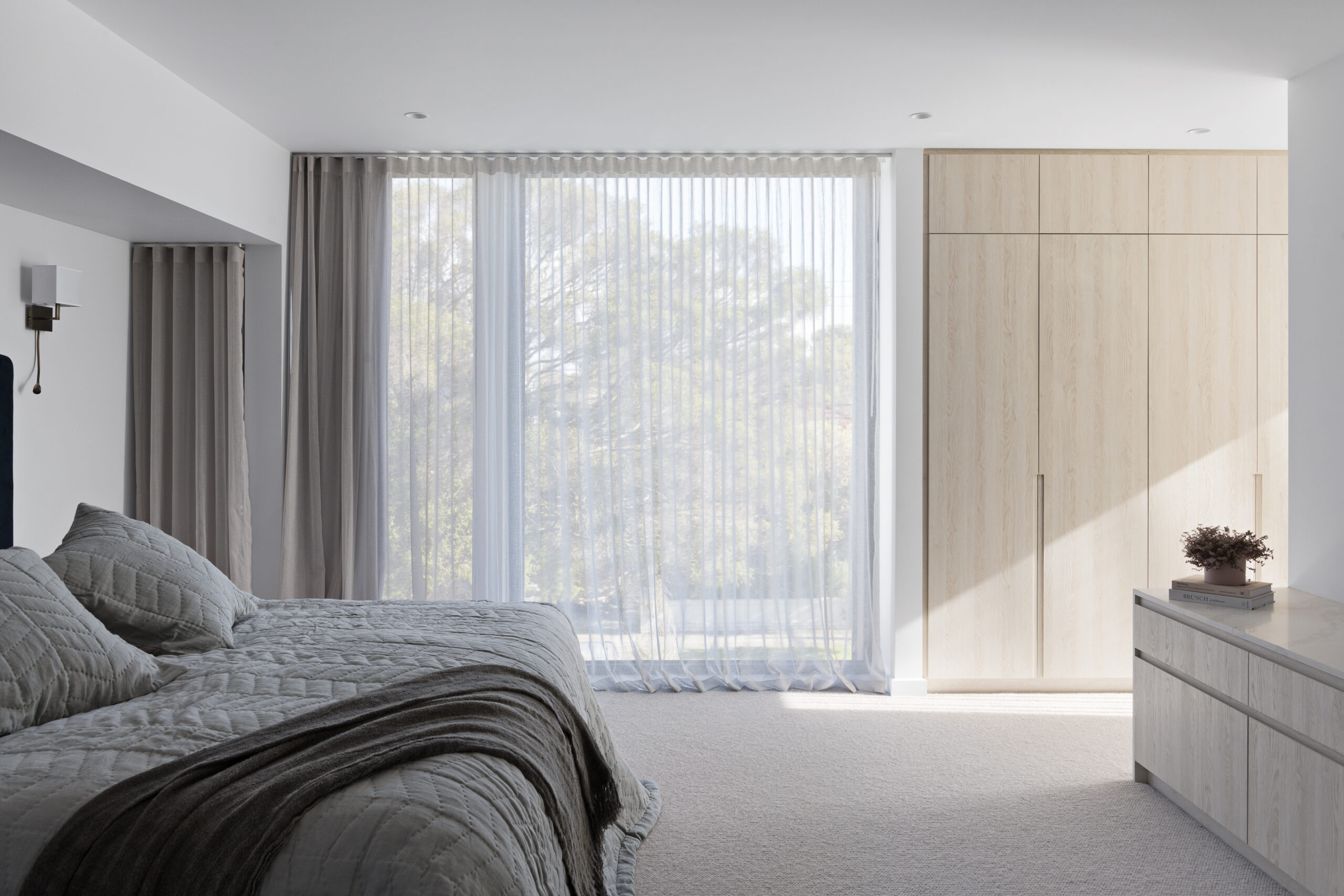 Transforming Light: The Art and Science Behind tiptop Blinds